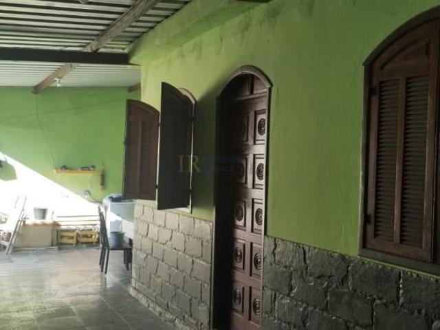 IMOVEL COM 03 MORADIAS