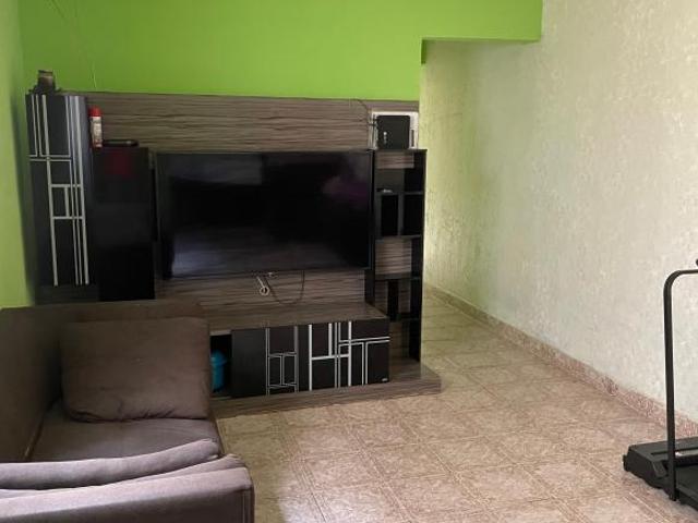 Imóvel com 2 casas