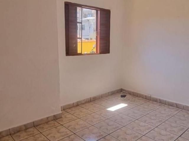 Imóvel com 2 casas independentes no bairro Vila Aparecida em Bragança Paulista