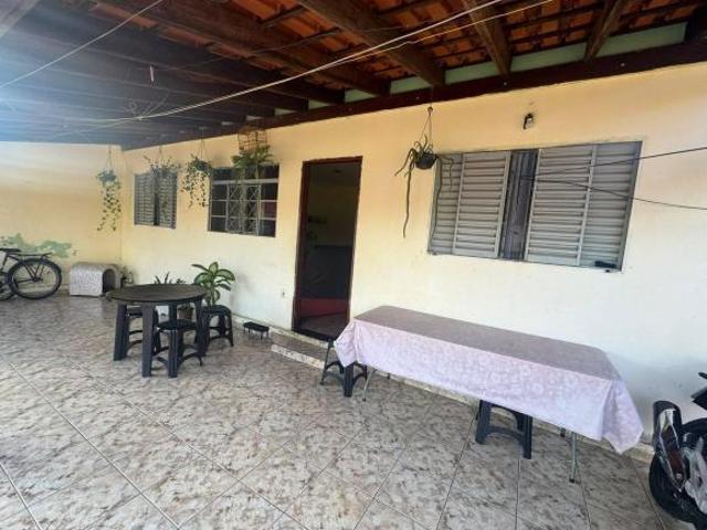 Imóvel com 2 casas no Jardim Planalto