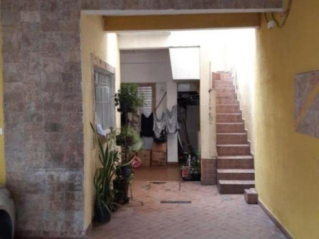 Imóvel com 3 casas no mesmo terreno VILA BARROS GUARULHOS SP