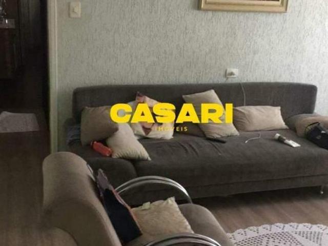 Imóvel com 3 casas para renda à venda próximo ao Centro de São Bernardo