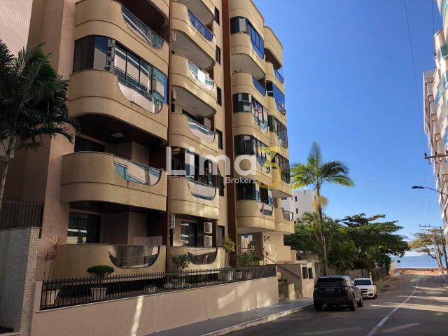 Imóvel com 3 Dormitórios e Vista para o Mar Itapema / Praia Central