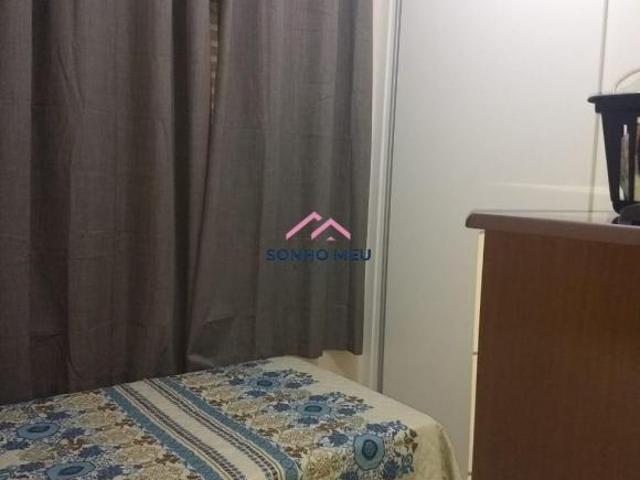 Imóvel com 3 dormitórios, sala, copa, cozinha toda de laje, fundo com um quarto e área de lazer
