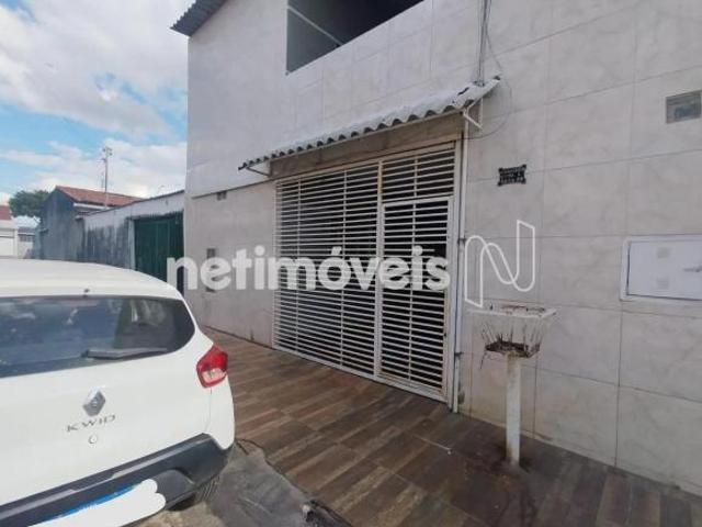 IMÓVEL COM 4 KITNETS À VENDA NA QR 209 DE SANTA MARIA – INVESTIMENTO CERTO COM RENDA MENSAL