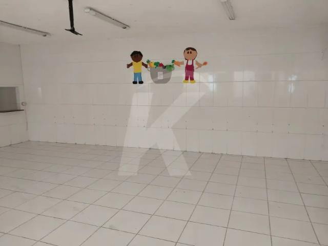 Imóvel comercial na Avenida Guapira