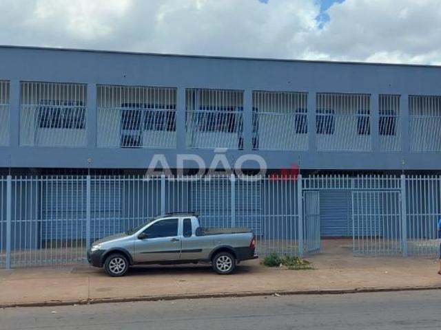IMÓVEL COMERCIAL À VENDA – COM SALA COMERCIAL! Avenida dos Pirineus – Bairro São Francisco, Goiânia