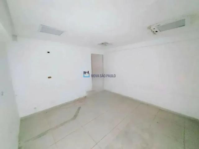 Imóvel comercial à venda em Moema com 03 vagas!