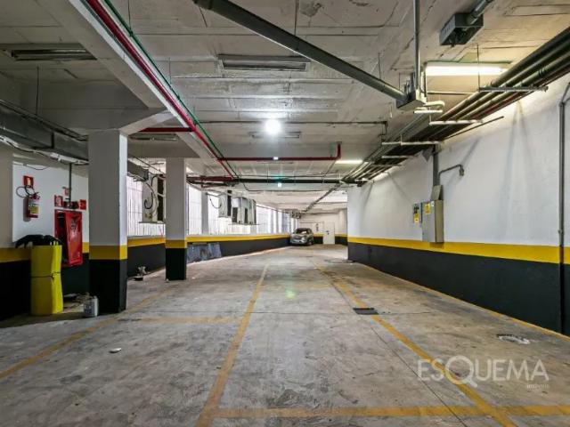 Imóvel comercial bem conservado, em avenida de grande visibilidade