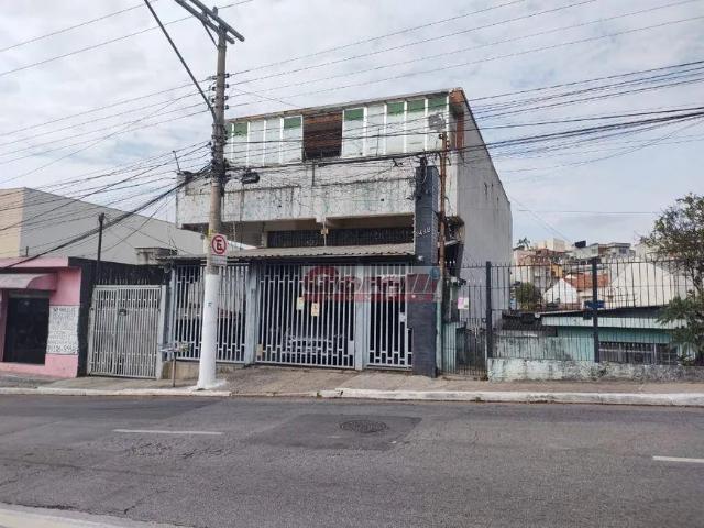 Imóvel Comercial com 4 Quartos e 4 banheiros à Venda, 420 m² por R$ 2.200.000