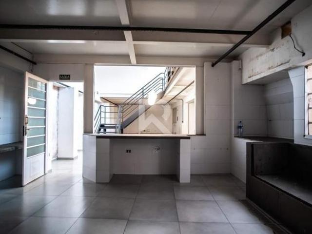 Imóvel Comercial com Vista Livre, 10 vagas para venda, 1.400 m² Campina do Siqueira Curitiba/PR