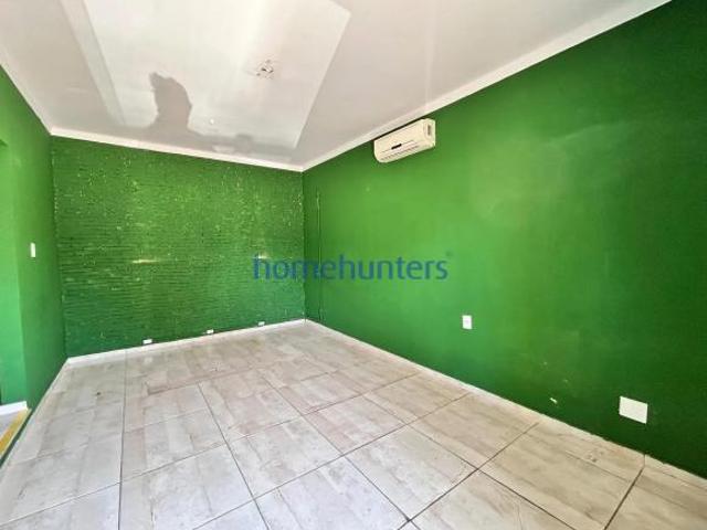 Imóvel Comercial com Edícula e 8 Vagas Jardim Flamboyant 185 m²