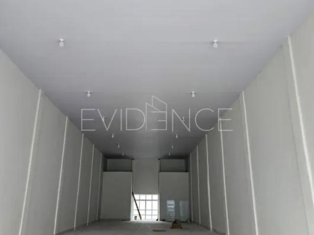 Imóvel Comercial com Fachada em Vidro | 350 m² | Locação