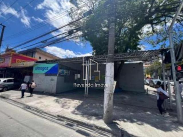 Imóvel Comercial de Alto Potencial em Capão Redondo 2 Salas, 2 Banheiros, 25 Vag