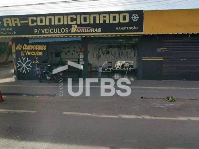Imóvel comercial de esquina