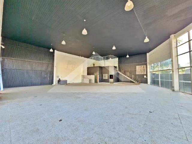 Imóvel comercial de esquina para locação no Bairro Jardim Nova Aliança, próximo ao Novo Mercadão R
