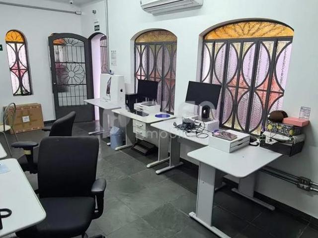 Imóvel comercial de padrão corporativo, totalmente reformado e equipado com 300 metros em Santana