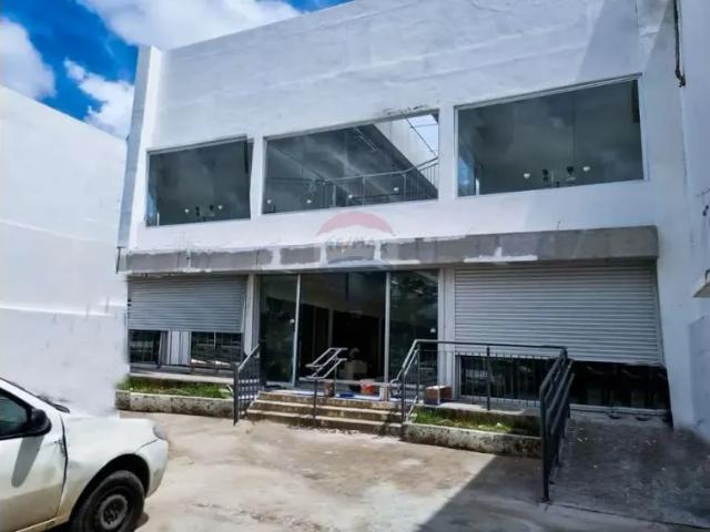 Imóvel Comercial e 4 banheiros à Venda, 965 m² por R$ 3.500.000