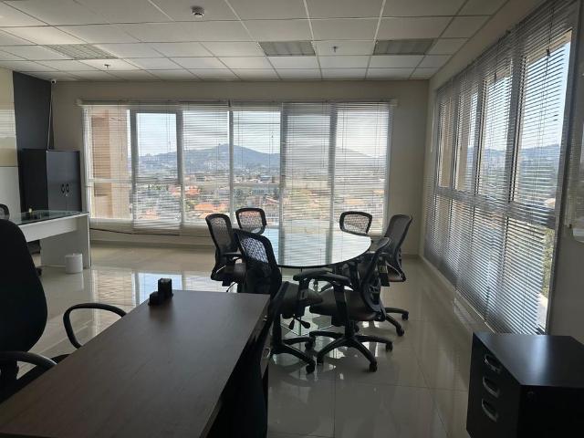 Imóvel Comercial em Alphaville Conde II, Barueri/SP de 8064m² para locação R$ 6.500,00/mes