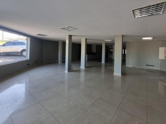 Imóvel Comercial em Chácara São João, Carapicuíba/SP de 240m² para locação R$ 8.374,00/mes