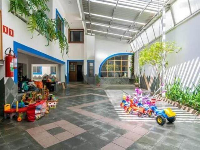 Imóvel comercial em região nobre entre Jardins e Pinheiros – Ideal para escritório ou escola