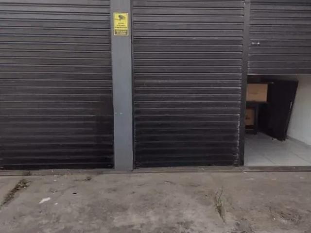 Imóvel Comercial para venda e aluguel em Jardim Santa Marta em Salto São Paulo de 124.00m²