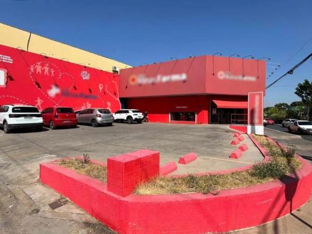 Imóvel Comercial 488m² Av. Carmindo de Campos com a Av. Tancredo Neves R$3.500.000,00