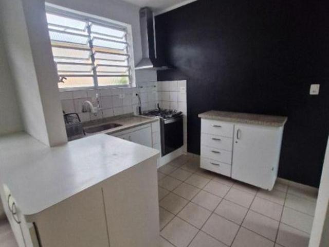 Imóvel Casa térrea 220 m², 3 quartos 3 banheiros 3 vagas Portão 3 USP Butantã á venda