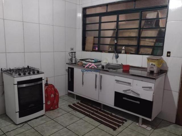 Imóvel casa da frente 3 dormitórios, sala, cozinha, 1 banheiro e casa do fundo 1 dormitório, sala, c