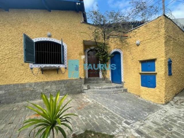 Imóvel à venda, 4 dormitórios, 2 vagas, 220m², Campo Belo