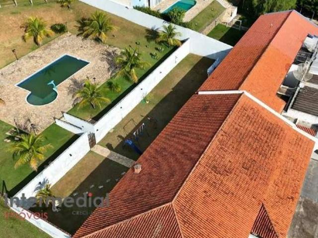 Imóvel à Venda: 2 Casas Completas com 2 Piscinas em Terreno de 20.000 m², Centro de Boituva/SP