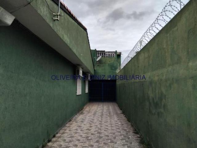 Imóvel à venda bairro Quitaúna, em Osasco, 3 casas independentes, 375m² área construída, ótima local