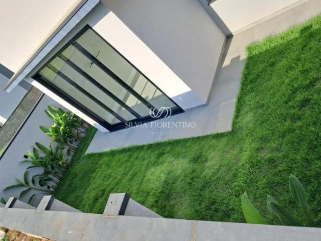 Imóvel à venda: Casa em condomínio no Loteamento Residencial Fazenda Casa Grande em Taubaté SP, 3 qu