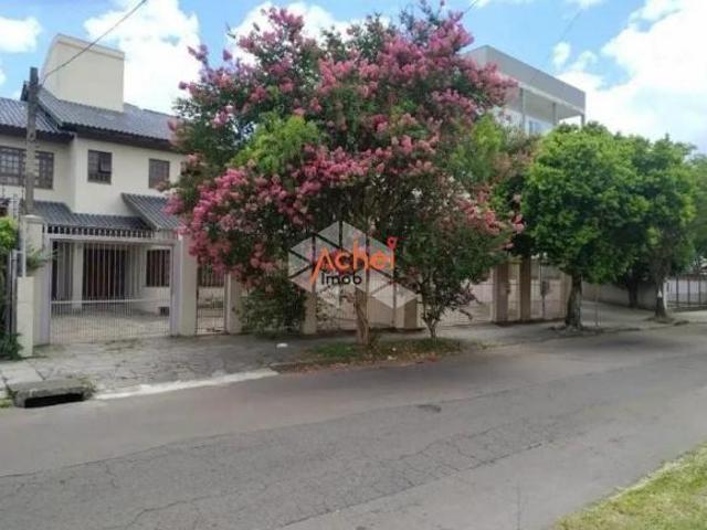 Imóvel à venda: Casa em Porto Alegre, bairro Camaquã 274m²
