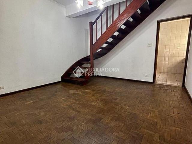 Imóvel à venda com 2 quartos e 1 banheiro no total
