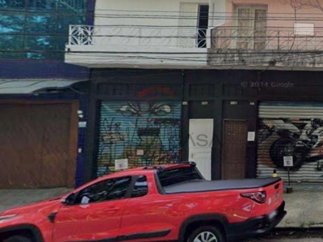Imóvel a venda com casas para demolição