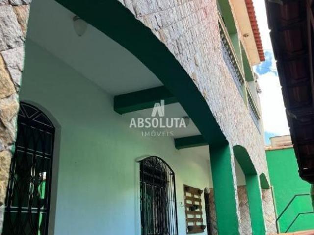 Imóvel à venda com duas unidades independentes no Bairro São João. Excelente oportunidade de investi