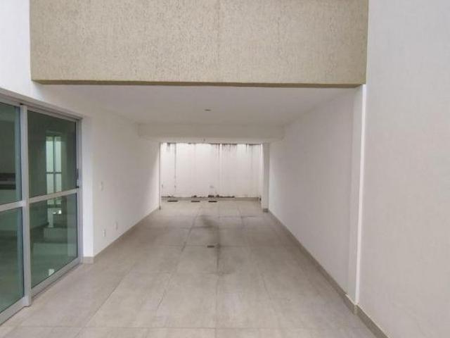 Imóvel à venda com excelente padrão de acabamento Centro de Contagem