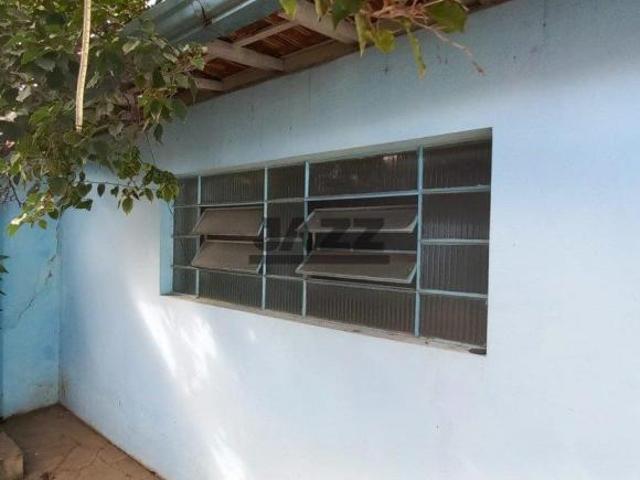 Imóvel à venda com uso residencial e comercial integrado! Com área total de 389,71 m², esta é uma e