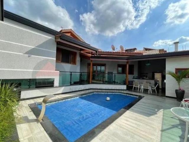 Imóvel à venda em Votorantim SP: Casa de 3 quartos, 1 suíte, 2 salas, 4 banheiros, 4 vagas de garage