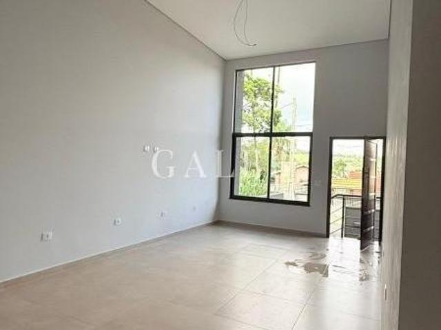 Imóvel à Venda em Atibaia SP Casa com 3 Quartos, 1 Suíte, 2 Banheiros e 2 vagas na Caetetuba 231