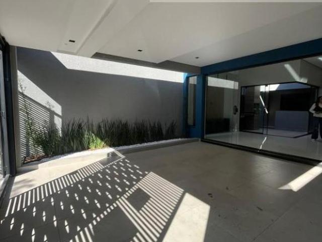 Imóvel à venda em Bragança Paulista SP: Casa com 3 quartos, 1 suíte, 2 salas, 2 banheiros, 2 vagas e