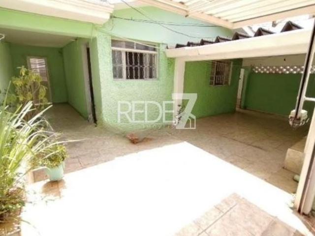 Imóvel à venda em Campinas SP: Casa na Vila Costa E Silva com 2 quartos, 1 sala, 1 banheiro, 3 vagas