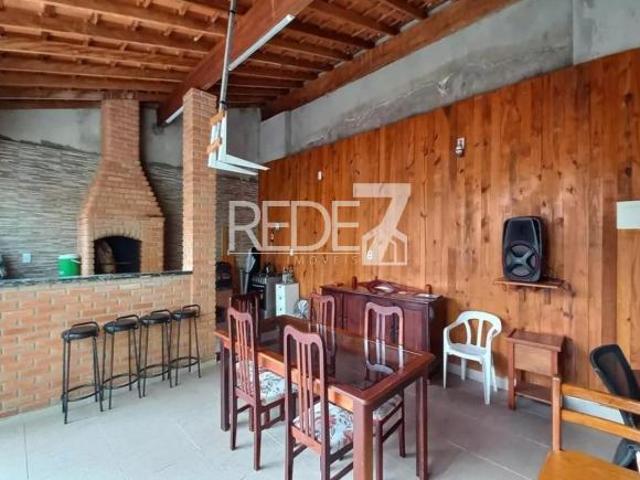 Imóvel à venda em Campinas SP: Casa no Parque Jambeiro com 3 quartos, 4 vagas de garagem e 110m² de