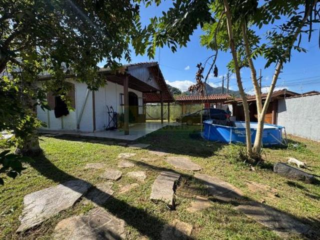 Imóvel à venda em Caraguatatuba SP, bairro Sumaré: 2 quartos, 1 suíte, 1 sala, 2 banheiros, 4 vagas