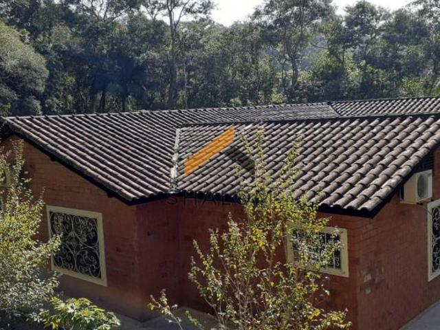 Imóvel à Venda em Condomínio Exclusivo: Conforto, Segurança e Lazer ao Seu Redor