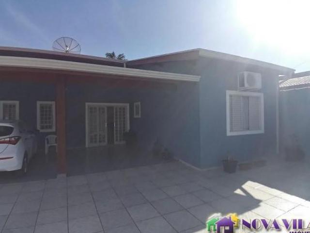 Imóvel à venda em Jaguariúna SP: Casa com 3 quartos, 1 suíte, 3 salas, 3 banheiros, 2 vagas de garag