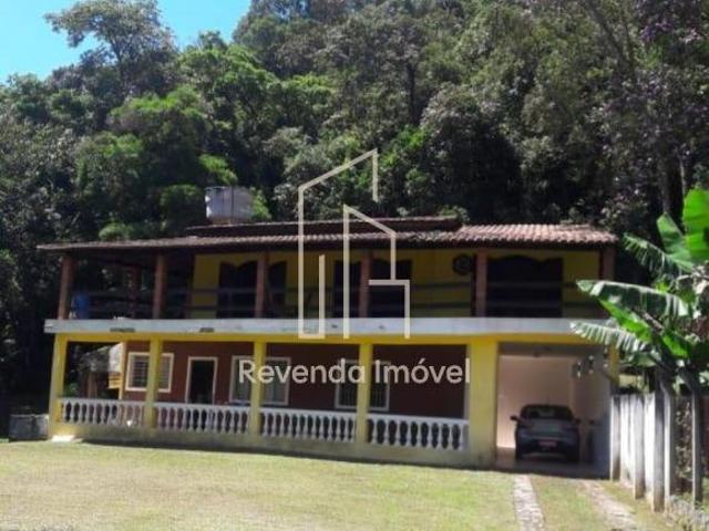 Imóvel à venda em Santo André SP: Casa de 4 quartos, 1 suíte, 3 banheiros, 4 vagas de garagem e 210m