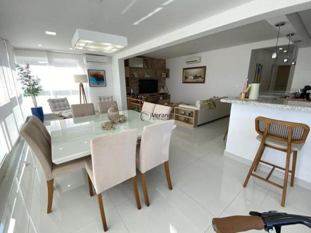 Imóvel à Venda na Enseada, Guarujá: Apartamento Mobiliado com Varan