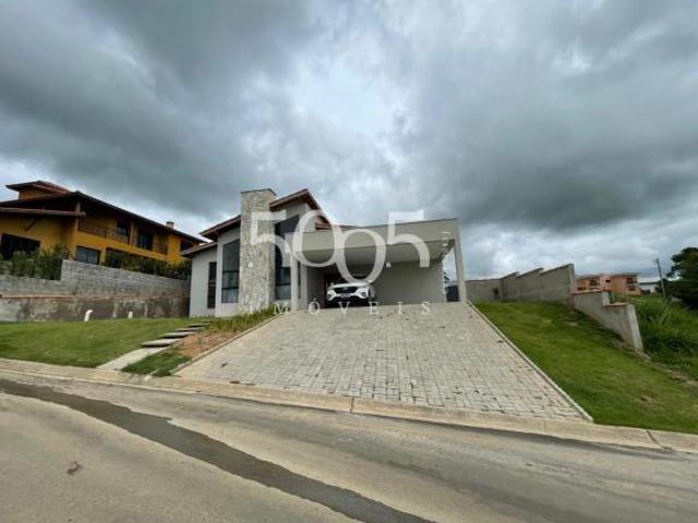 Imóvel à venda no condomínio Bothânica em Itu, com planta excelente e ótimos acabamentos. Terreno am